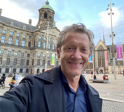 Aan Tafel Bij… journalist en ras-optimist Paul van Gessel - De Maatschappij